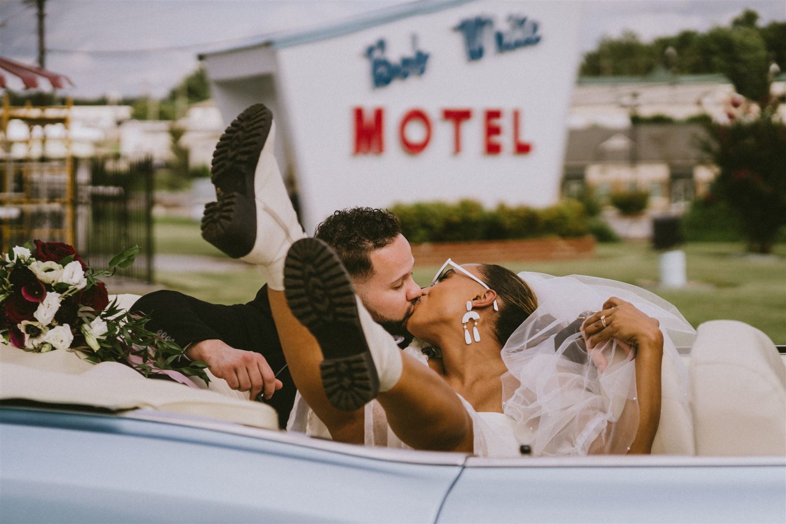 Unique Alabama Motel Elopement Styled Shoot